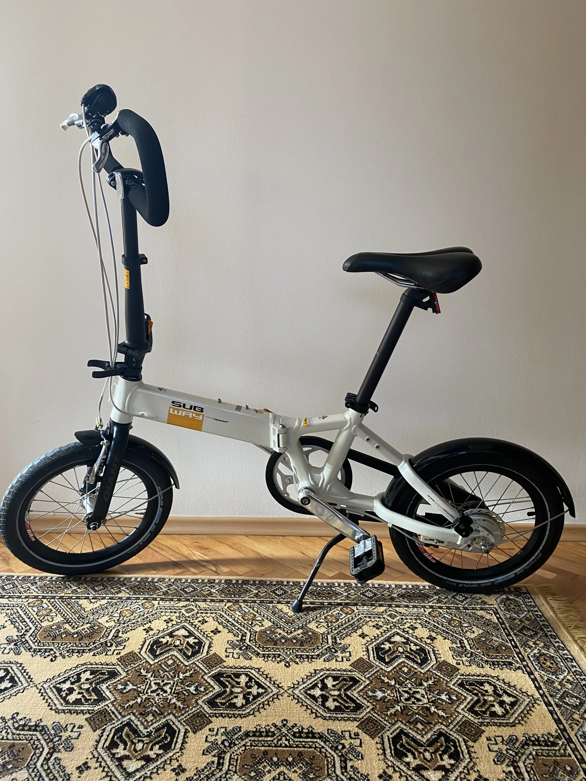 Bicicleta pliabilă Giant | Pedalam.ro
